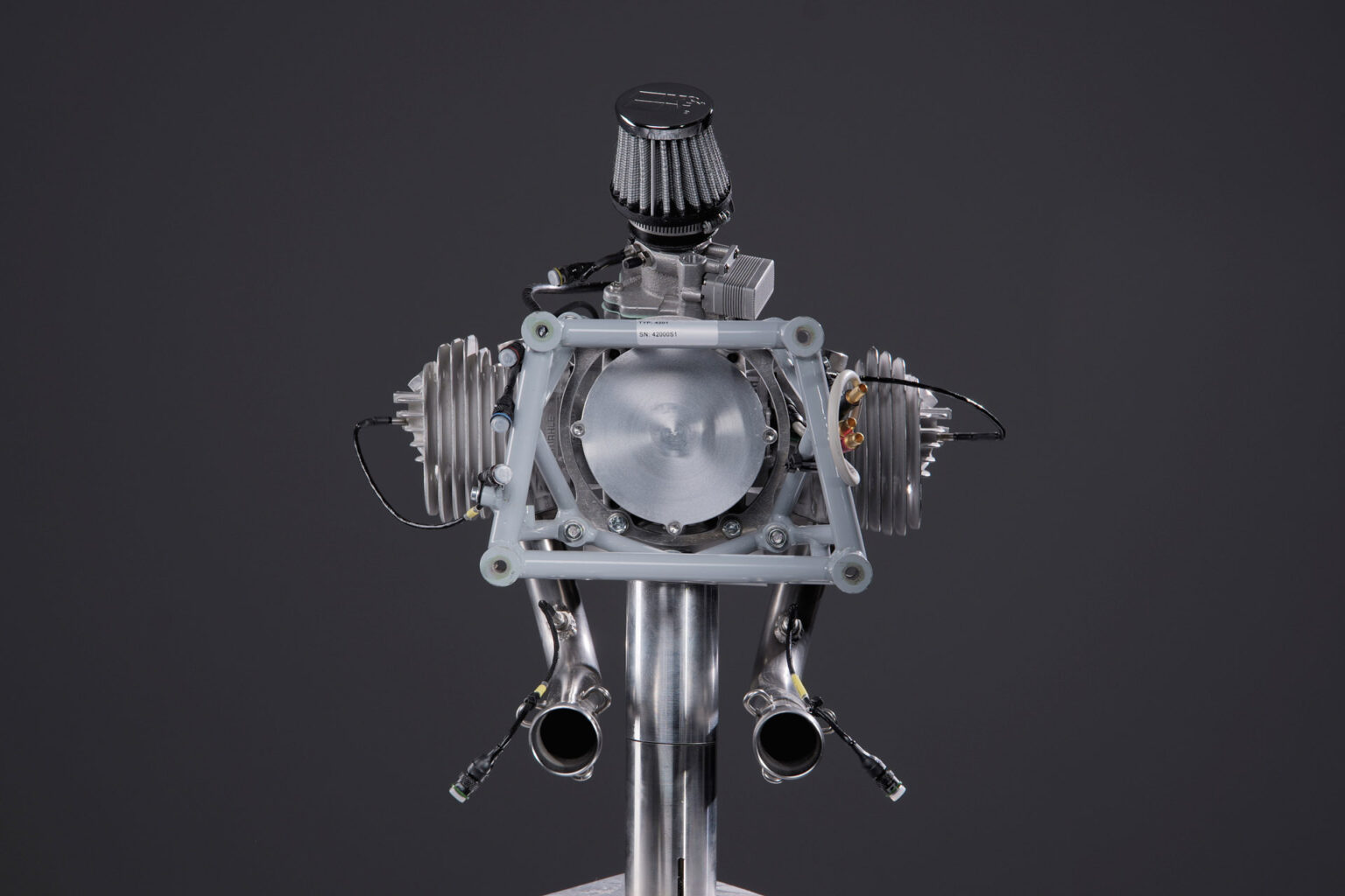 Hirth 4201 - Air-Cooled Two-Stroke Engine With 13.6HP